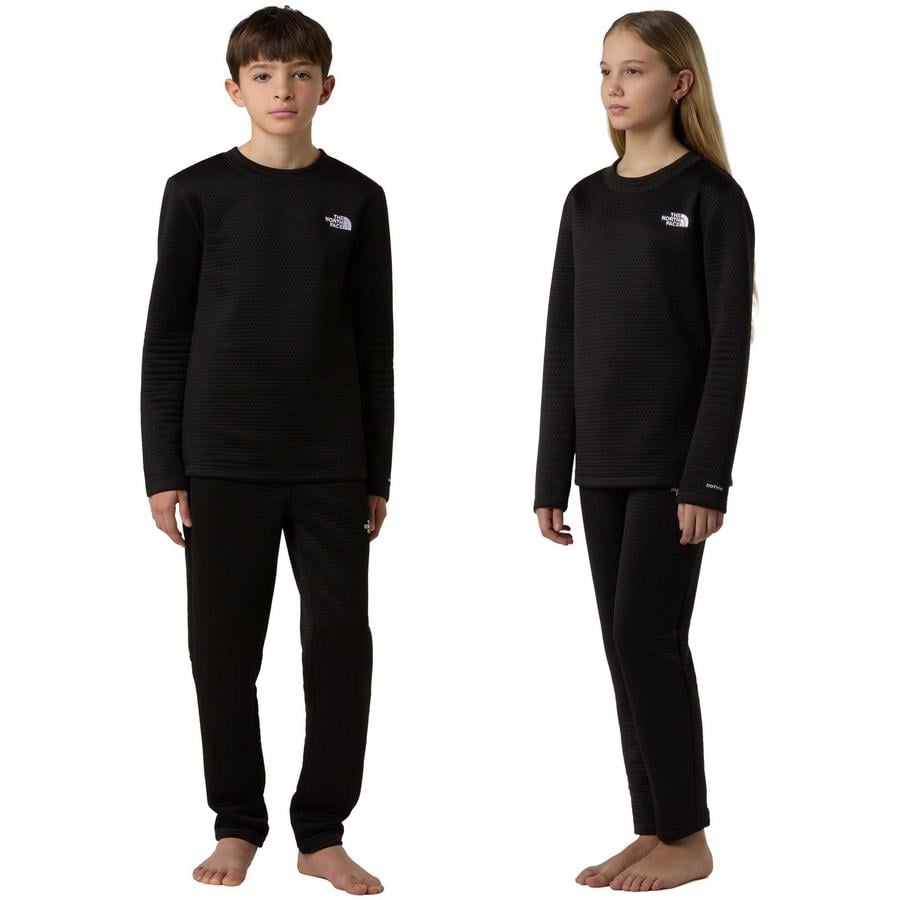 Keeping Warm In The Snow - The Absolute Guide to Layering