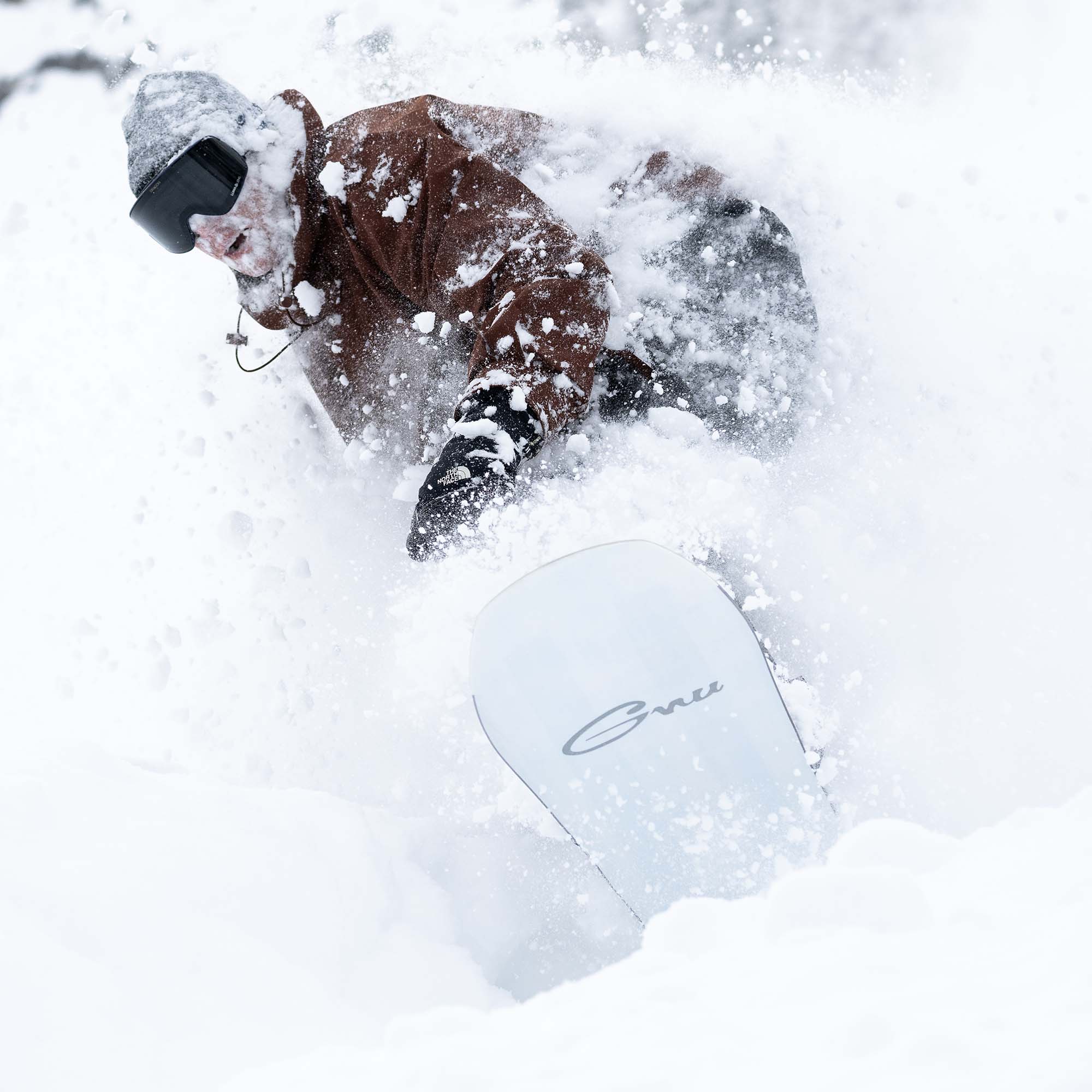 GNU Hyper Snowboards 2024 | Absolute-Snow